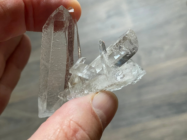 Corinto Quartz Cluster Clearly Transmits Huge Energy | Crystal Sun Portal